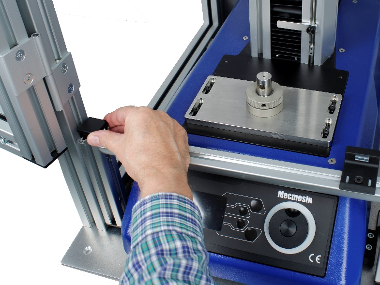 Installation & Operation of Mecmesin Interlocked Machine Guarding | Mecmesin Support